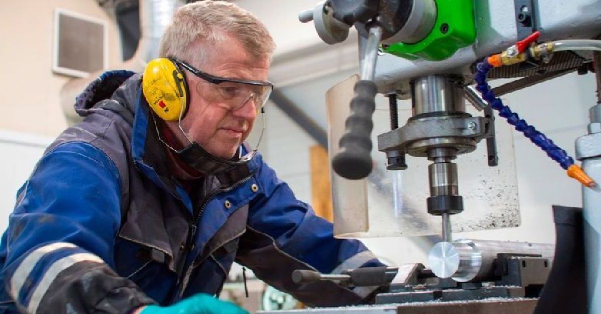 Mekanisk verksted på Knarrlagsund | Knarrlagsund Slip og Mek AS